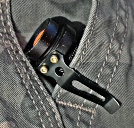 Best EDC Flashlight: Simple, Small, Compact & Super Bright